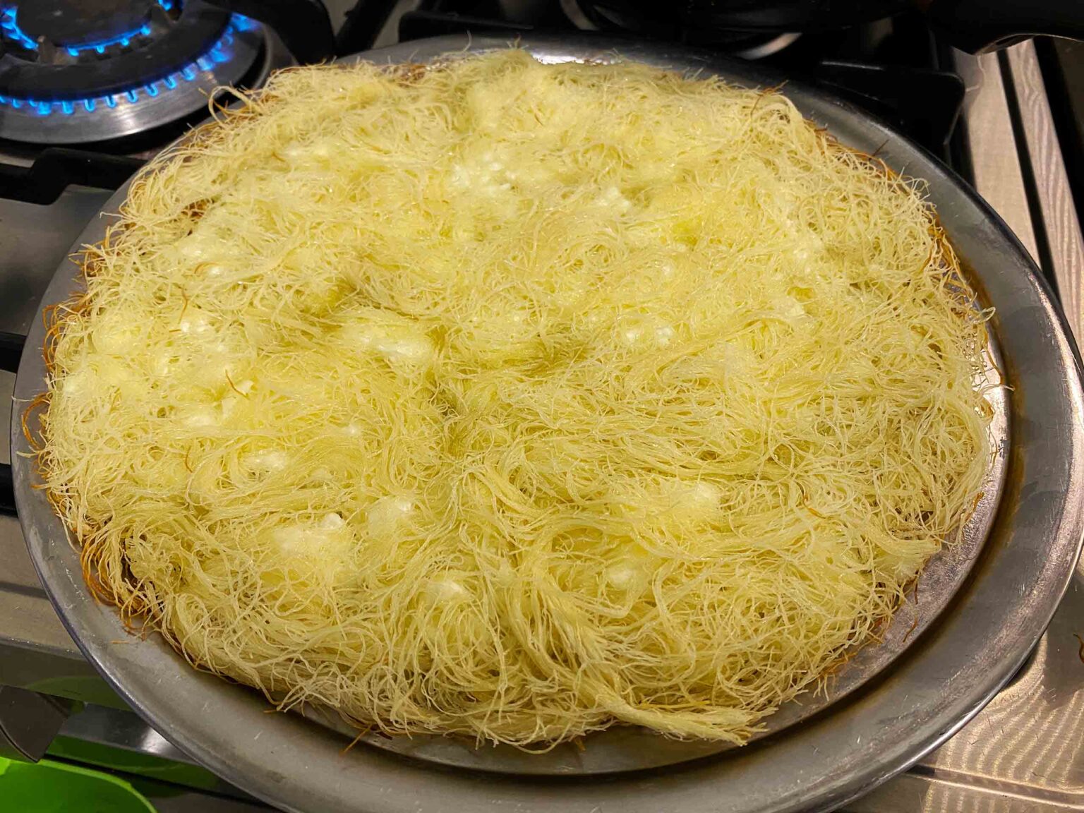 Traditional Kanafeh Recipe - Amazing dessert from the Middle East ...
